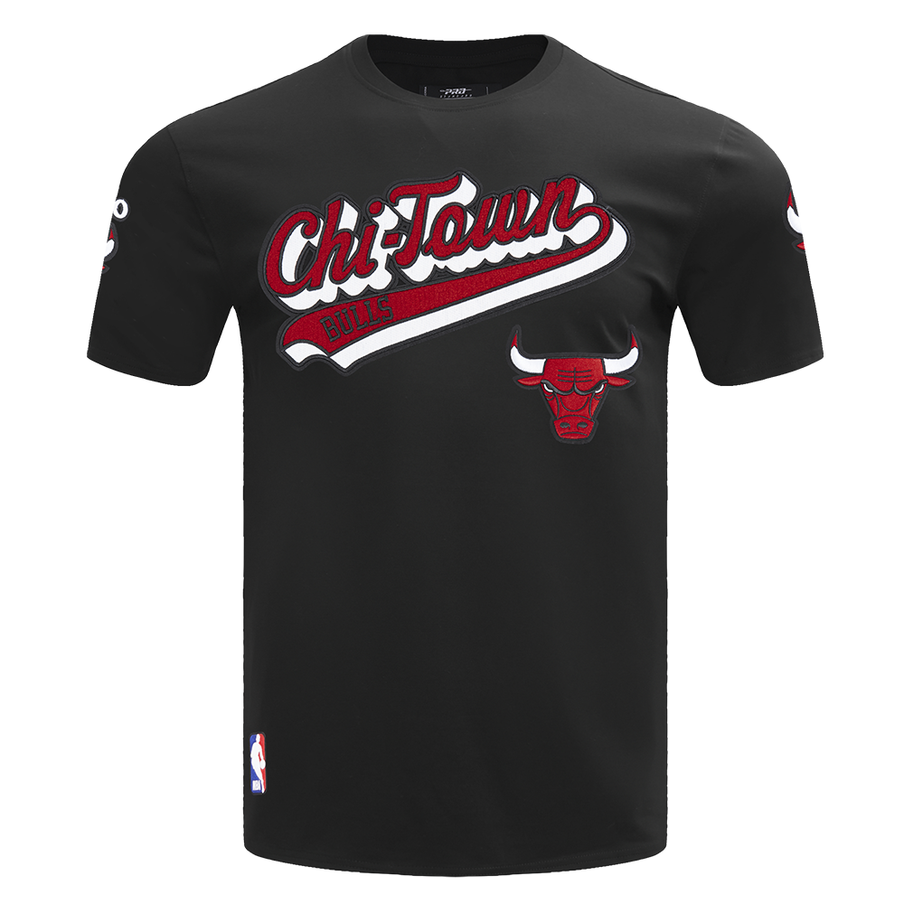 NBA CHICAGO BULLS SCRIPT TAIL MEN'S TEE (BLACK) – Pro Standard